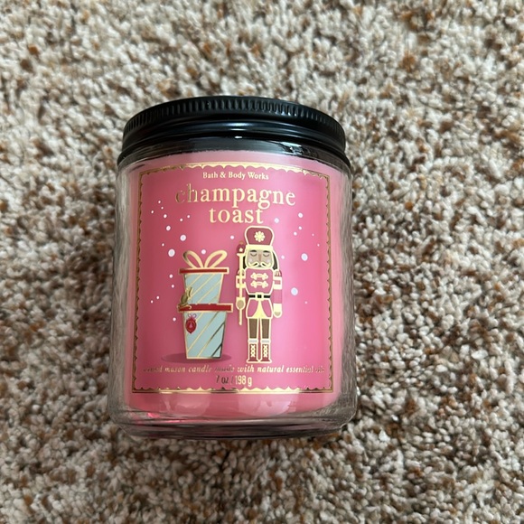 Bath & Body Works | Accents | Champagne Toast Candle | Poshmark